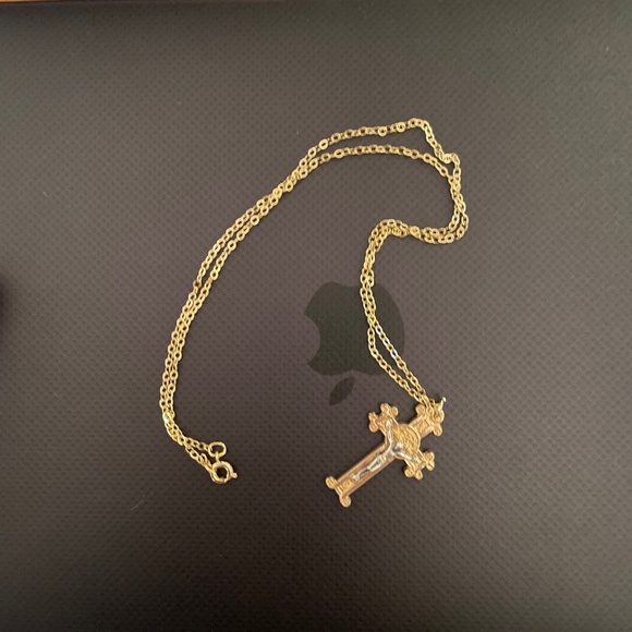 Vintage | Jewelry | Vintage Gothic Gold Cross Necklace | Poshmark